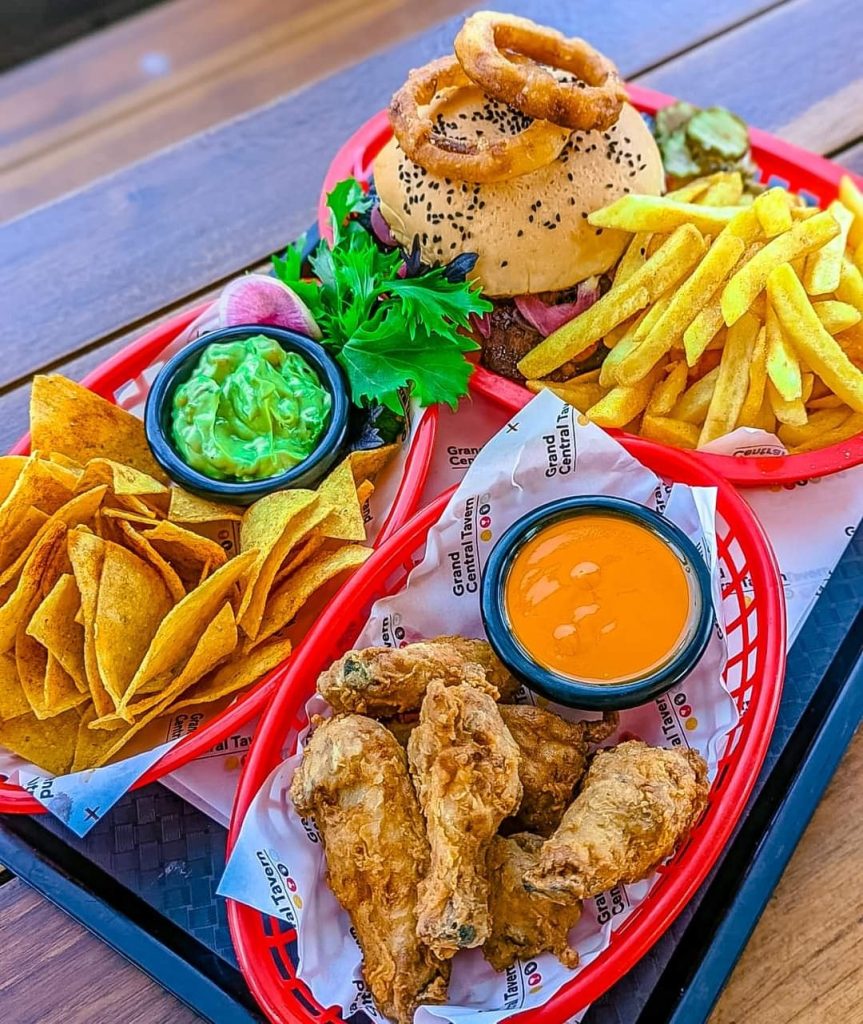 Karratha Food Delivery & Takeaway | Stardeck Group